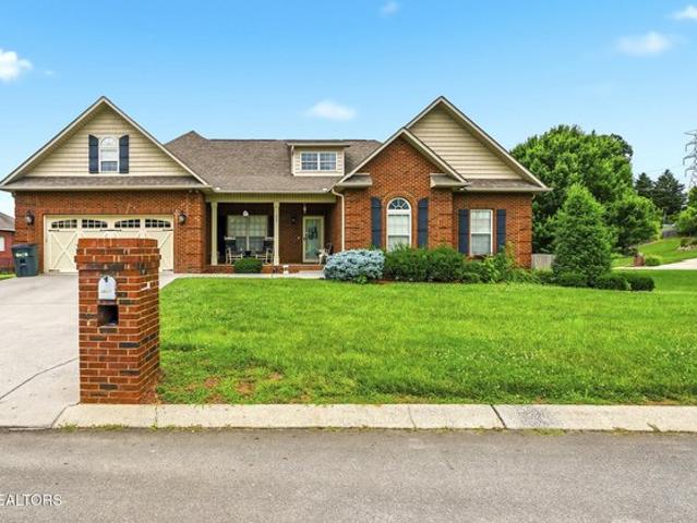 3047 S Hampton Way, Maryville, TN 37803