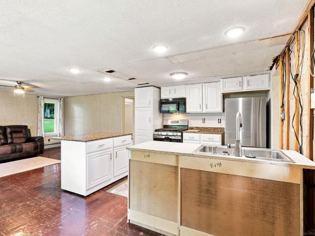 3048 N Wadhams Road