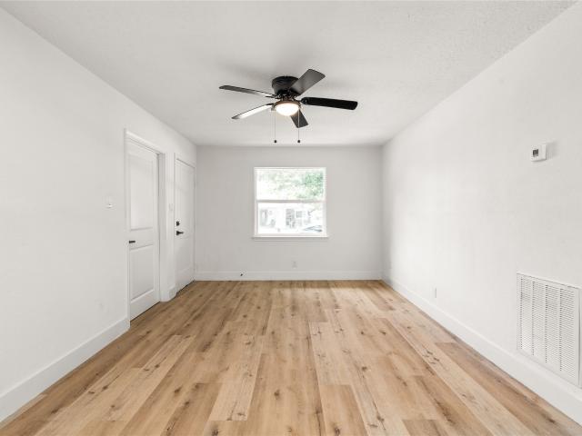 3048 Briarwick Lane