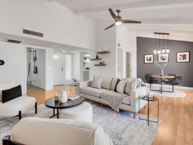 3048 E Cannon Dr, Phoenix, AZ 85028