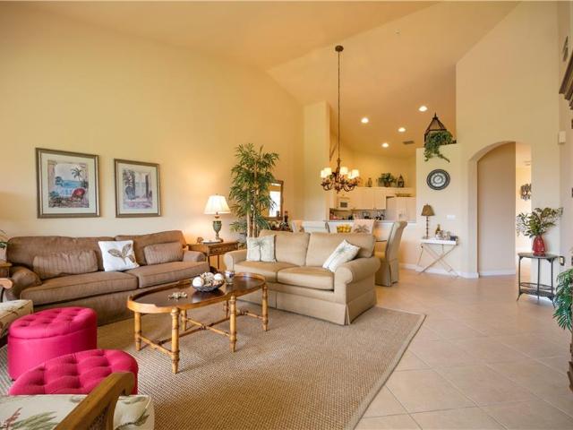 3048 Horizon Ln, Unit 1104, Naples, FL 34109 | MLS #226016