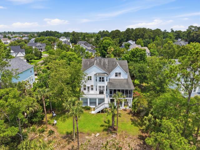 3048 Riverwood Drive