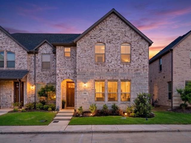 3048 Tall Pine Ln, Corinth, TX 76210