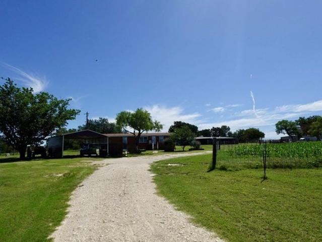 30495 State Highway 6, Hico, TX 76457