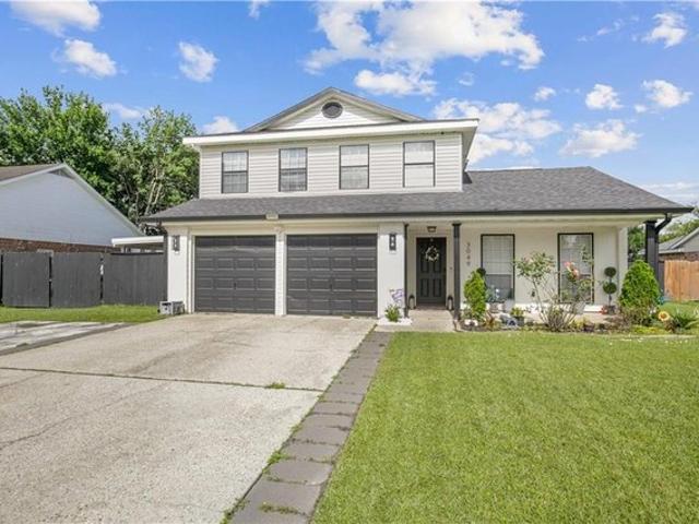 3049 E Meadow Lake Dr, Slidell, LA 70461