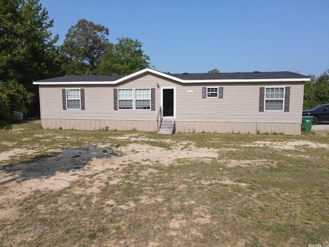 3040 Nctr Rd, Redfield, AR 72132