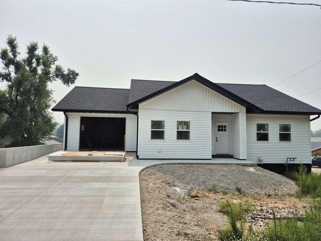 3040 Oak St, Nelsonville, WI 54458