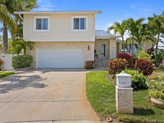 3040 Alton Dr, Saint Pete Beach, FL 33706