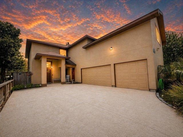 3040 Bayshore Dr, Bacliff, TX 77518