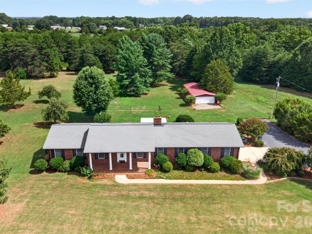 3040 E Maiden Road