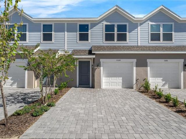 3040 Jessamine Dr, Tavares, FL 32778