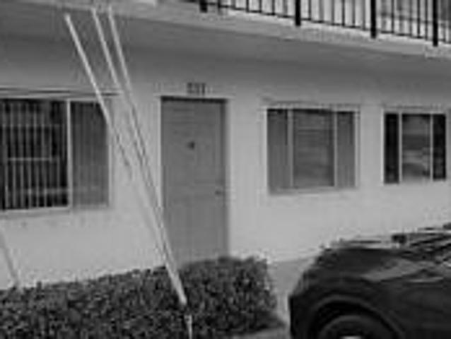 3040 Lake Osborne Dr #111, Lake Worth Beach, FL 33461