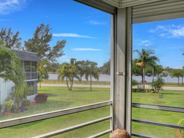 3040 Lake Osborne Dr #207, Lake Worth Beach, FL 33461
