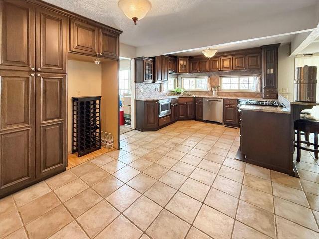 3040 Regency Drive