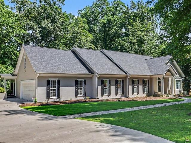 3040 Spalding Drive