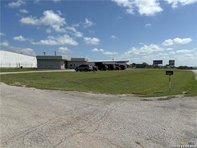 3040 W Interstate 10