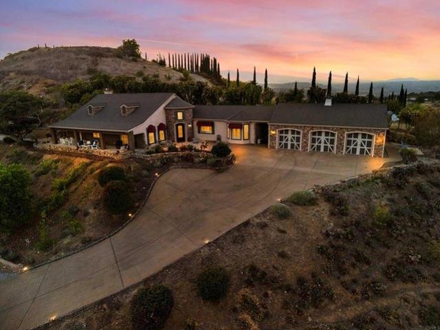 30419 Canyon Estates Rd, Vista, CA 92084