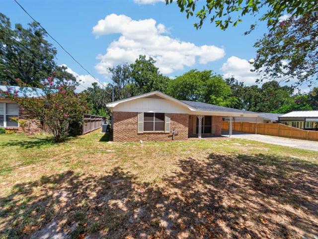 3041 Lakewood Drive