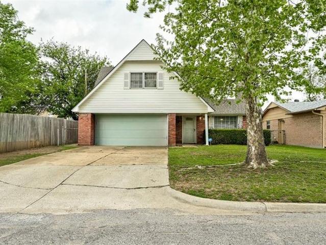 3041 SW 61st St, Oklahoma City, OK 73159
