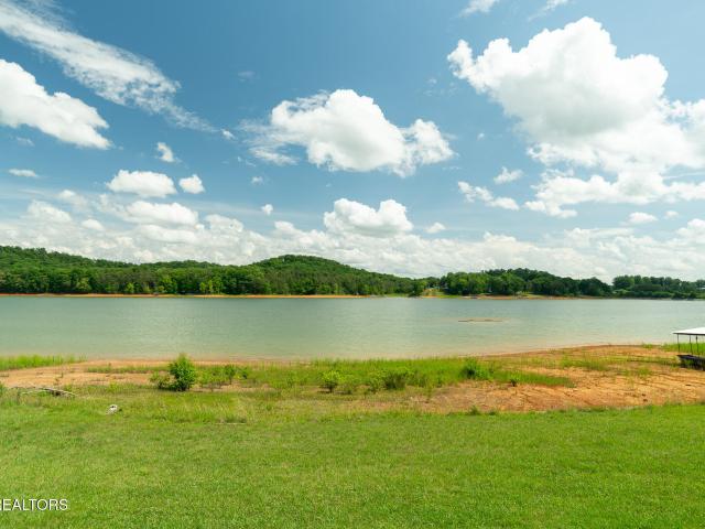 3041 Slate Hill Rd