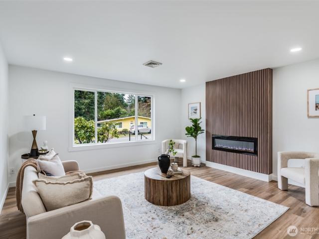 3041 th Pl SW, Federal Way, WA 98023 | MLS #2484