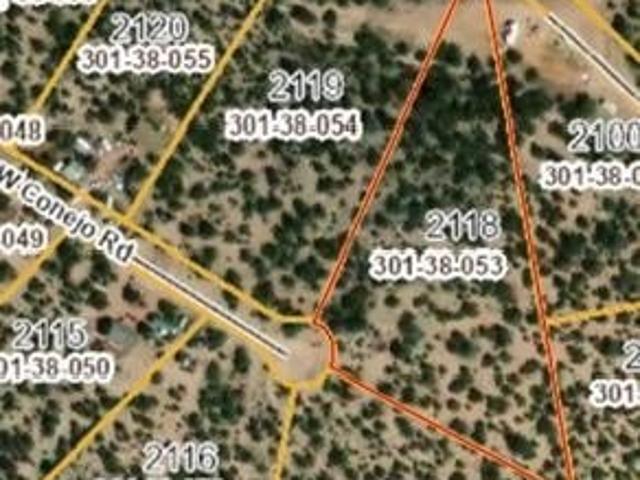 30424 W Conejo Rd, Seligman, AZ 86337