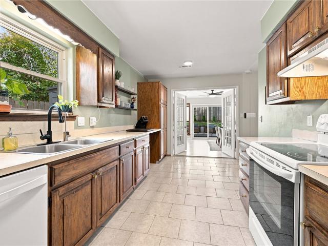 3042 N Malinda Drive