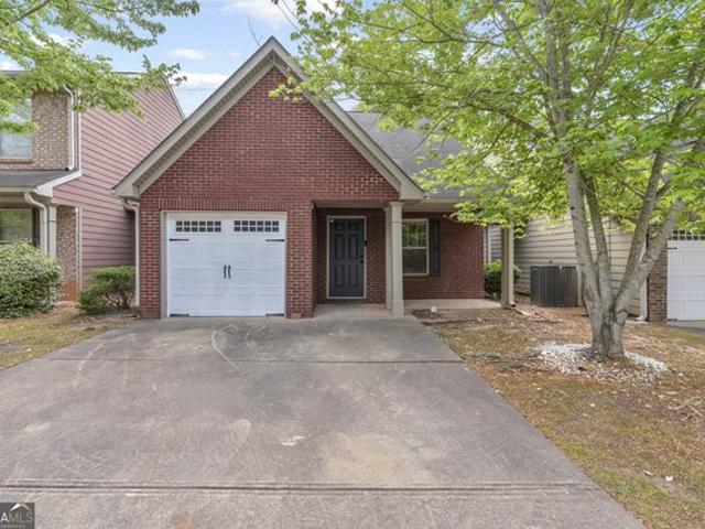 3042 Broadleaf Trl, Fairburn, GA 30213