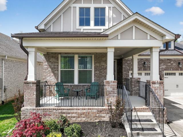 3042 Elliott Dr