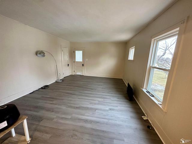 3042 S Custer Road