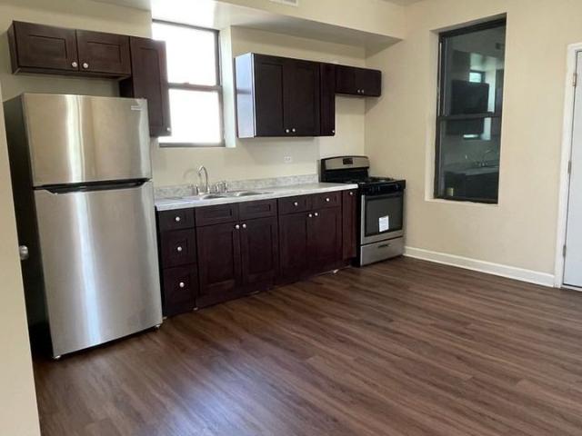 3042 W. Cullerton St 2 Bedroom Apartment for Rent at 3042 W Cullerton St, Chicago, IL 60623 South Lawndale