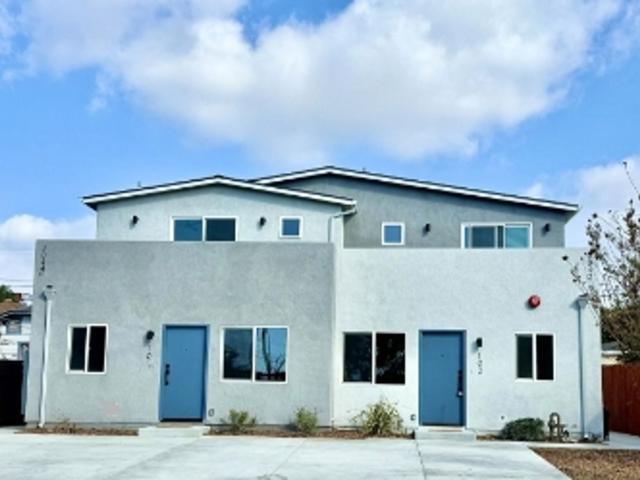 3042 3044 J St