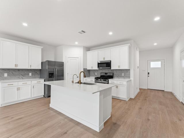 30430 Lighthouse Bluff Lane