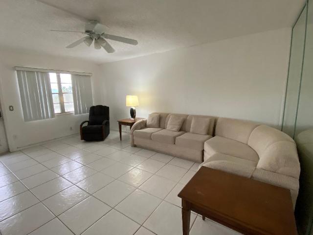 3043 Berkshire C, Deerfield Beach, FL 33442 | MLS #B26007