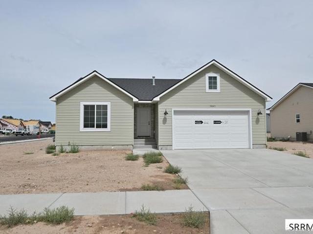 3043 Elixir Rd, Ammon, ID 83406