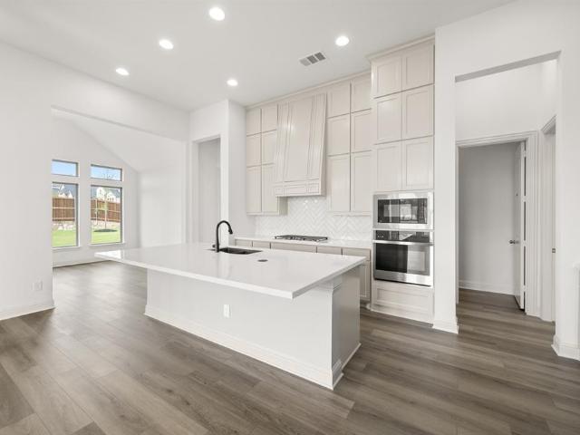 3043 Farmhouse Drive