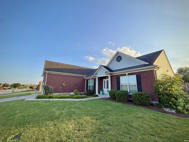 3043 Paradise Cir, Newburgh, IN 47630