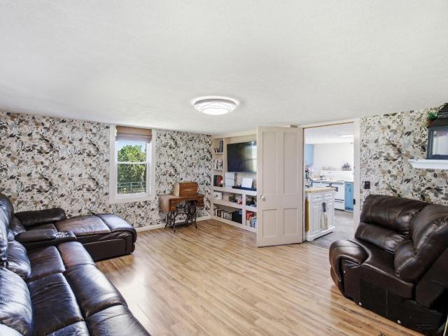 3043 Poosey Ridge Road