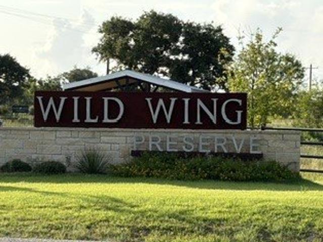 3043 Teal Ln, Columbus, TX 78934