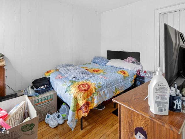 304 2nd Avenue