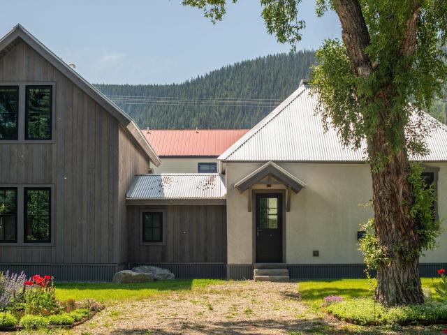 304 2nd St, Crested Butte, CO 81224 | MLS #832182