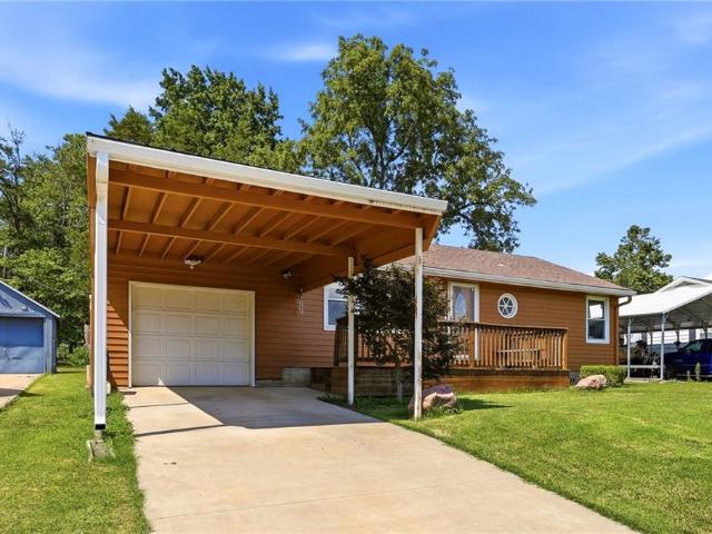 304 2nd Street