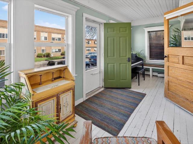 304 2nd Street N