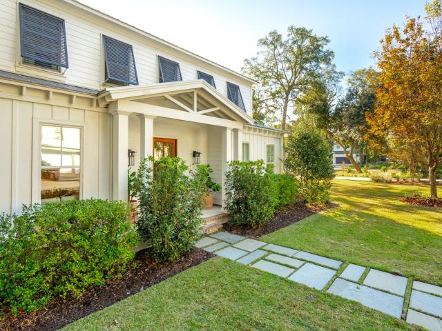 304 4th Ave, Mount Pleasant, SC 29464 | Compass