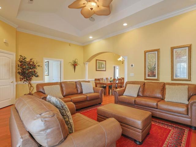 304 76th Ave. N B