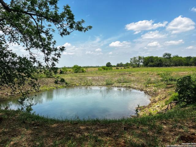 304 County Road 6611, Unit 3, Devine, TX 78016 | MLS #1926
