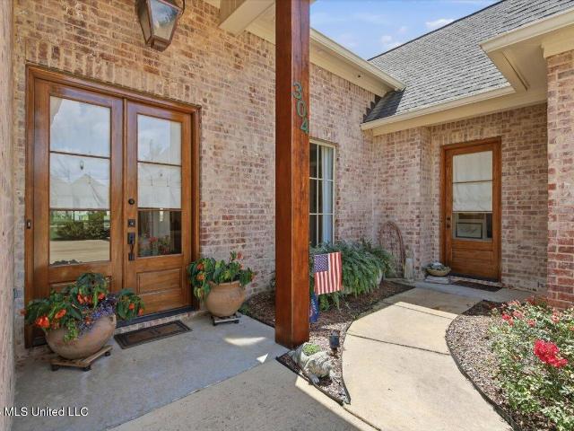 304 Colony Court