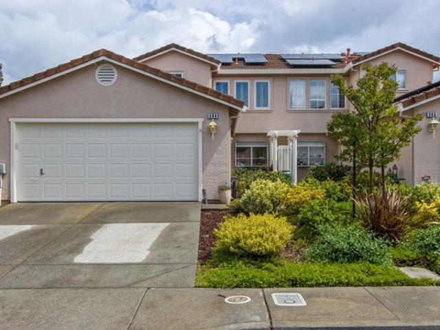 304 Columbia Cir, Benicia, CA 94510