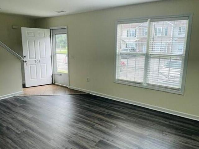 304 Comanche Trail