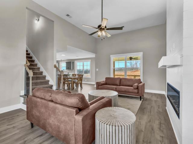 304 Cardinal Creek